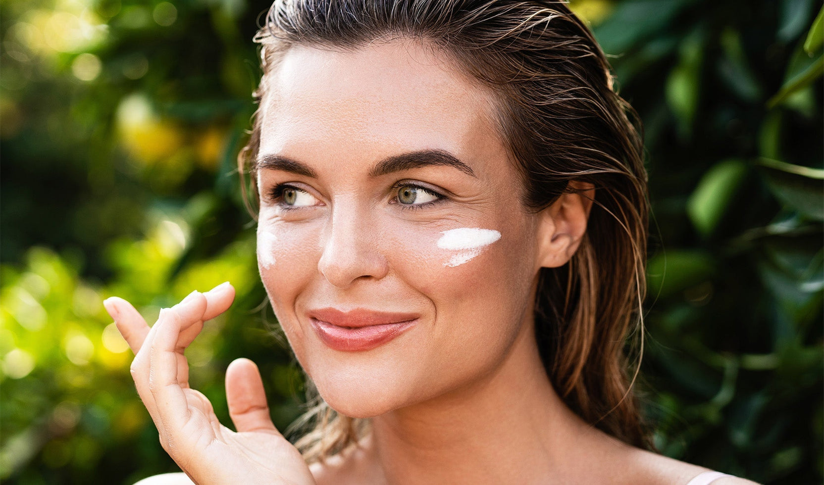 How to use self tan with sunscreen – Green People