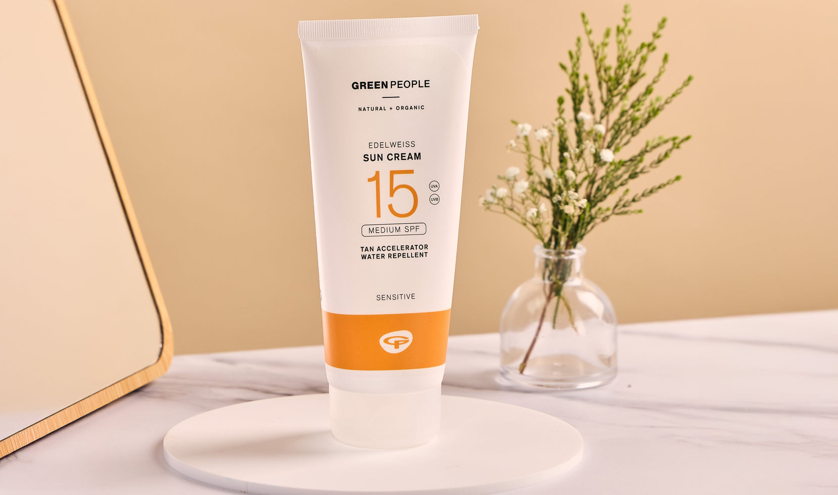 How does sun tan accelerator work? | Green People UK