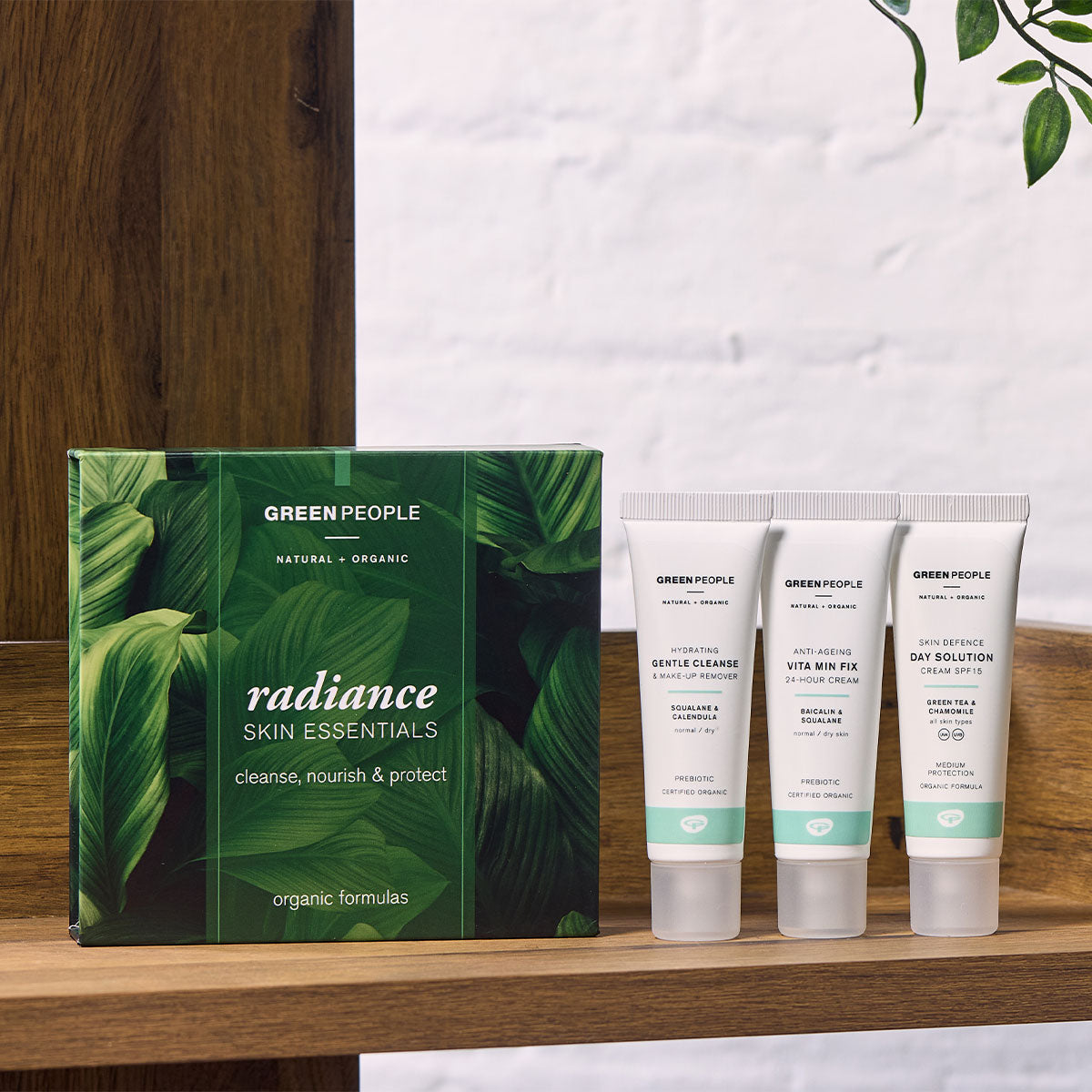 Radiance Skin Essentials Set | Natural & Organic – Green People