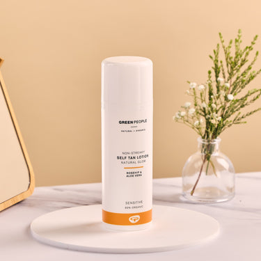 Self Tan Lotion | Natural & Organic Tanning Lotion | Green People UK