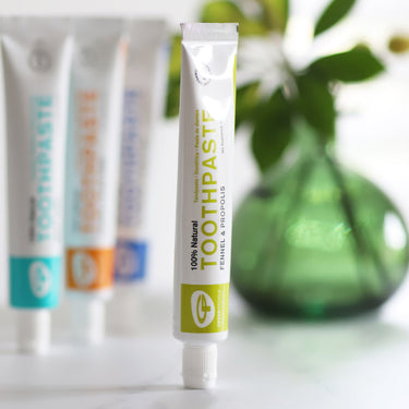 Natural Fennel & Propolis Toothpaste | Organic | Green People UK