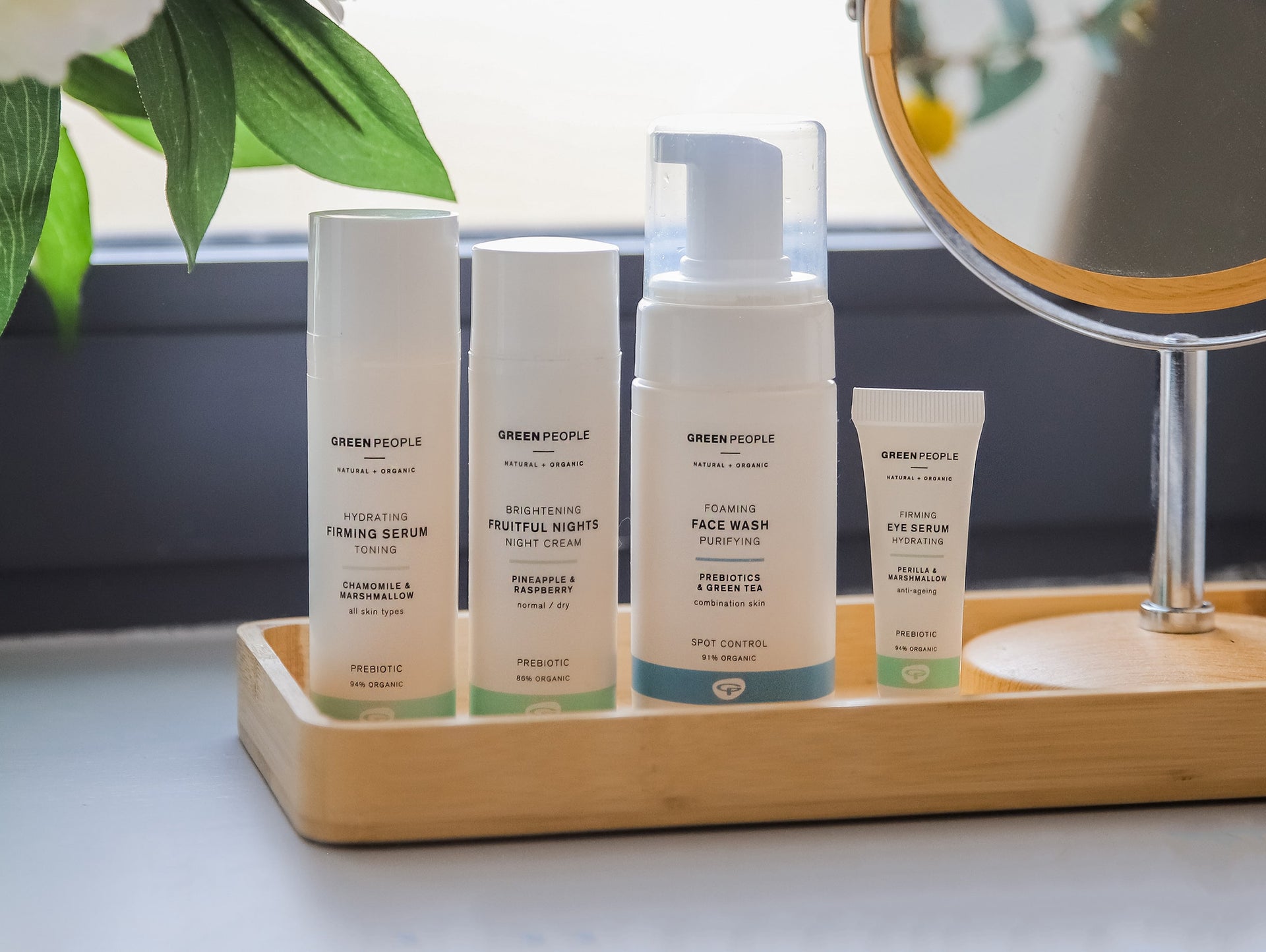 Natural Mascara + Organic Plant Oils | Telegraph's Best Mascaras 2022 ...