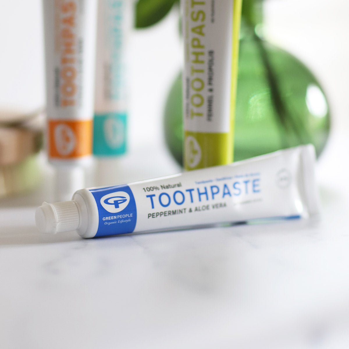 Natural Peppermint & Aloe Vera Toothpaste | Green People UK
